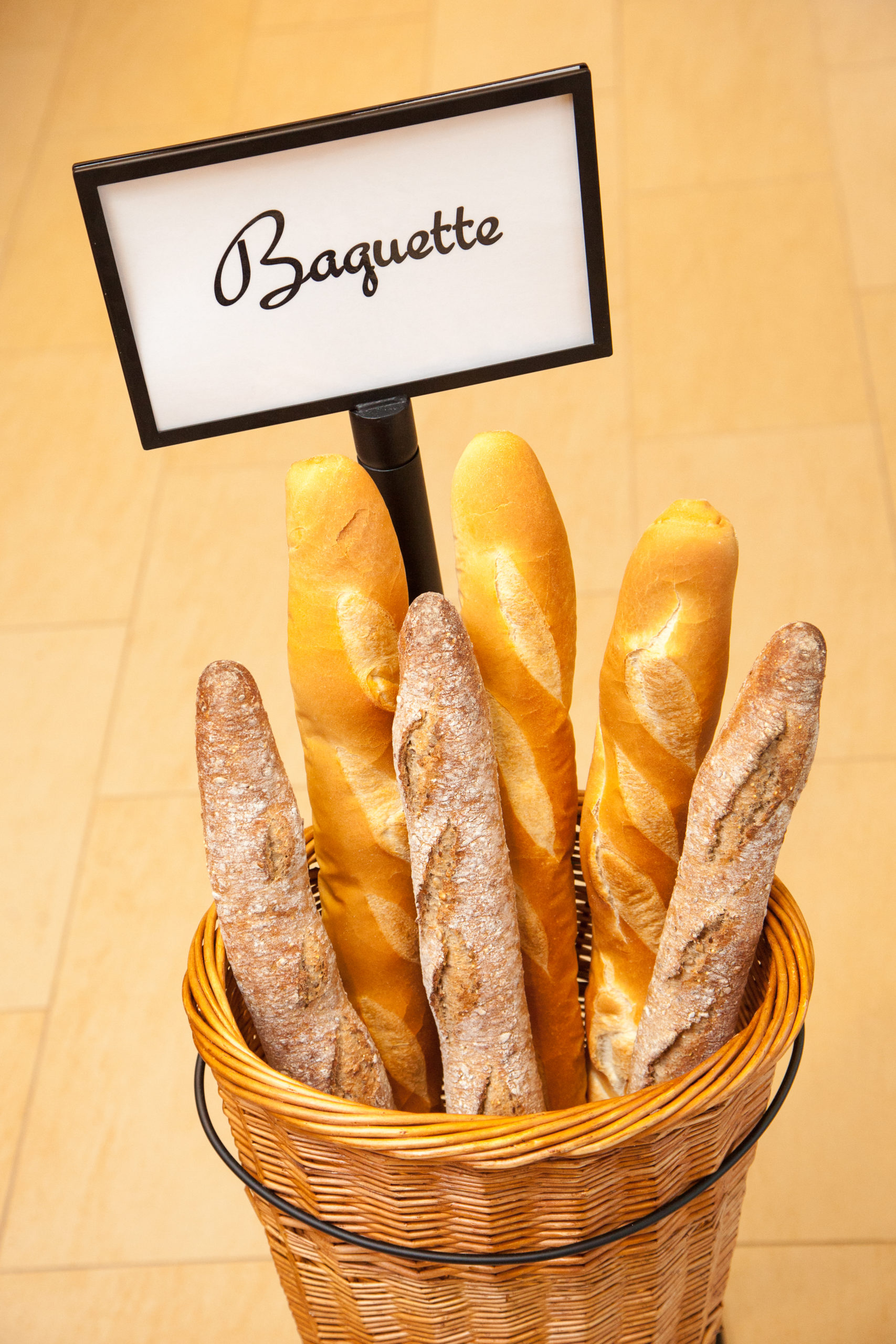 PASTA & PASTRY SHOP | Spinelli's